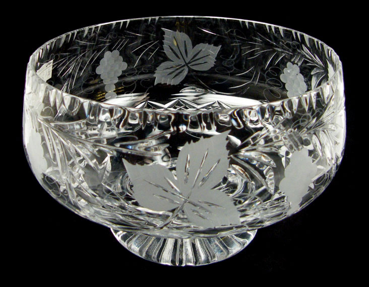 7" Plinth Bowl Grapevine | Crystal Glass Centre